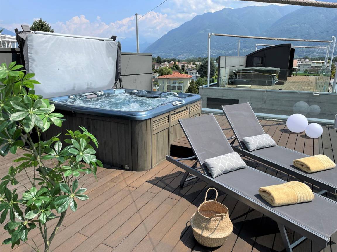 130 M² Appartement ∙ 2 Chambres ∙ 4 Personnes - Losone