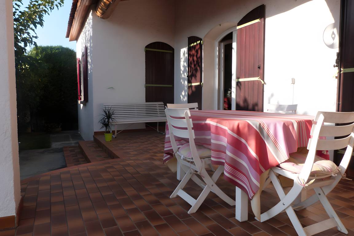 17 M² Chambre D'hôtes ∙ 1 Chambre ∙ 2 Personnes - Fontaine-de-Vaucluse