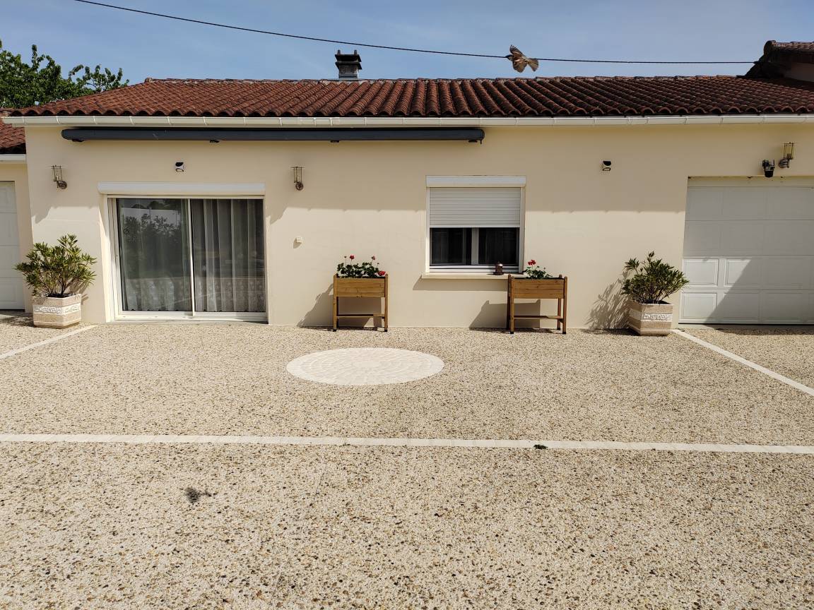 120 M² Maison De Vacances ∙ 1 Chambre ∙ 4 Personnes - Château de Beaulon