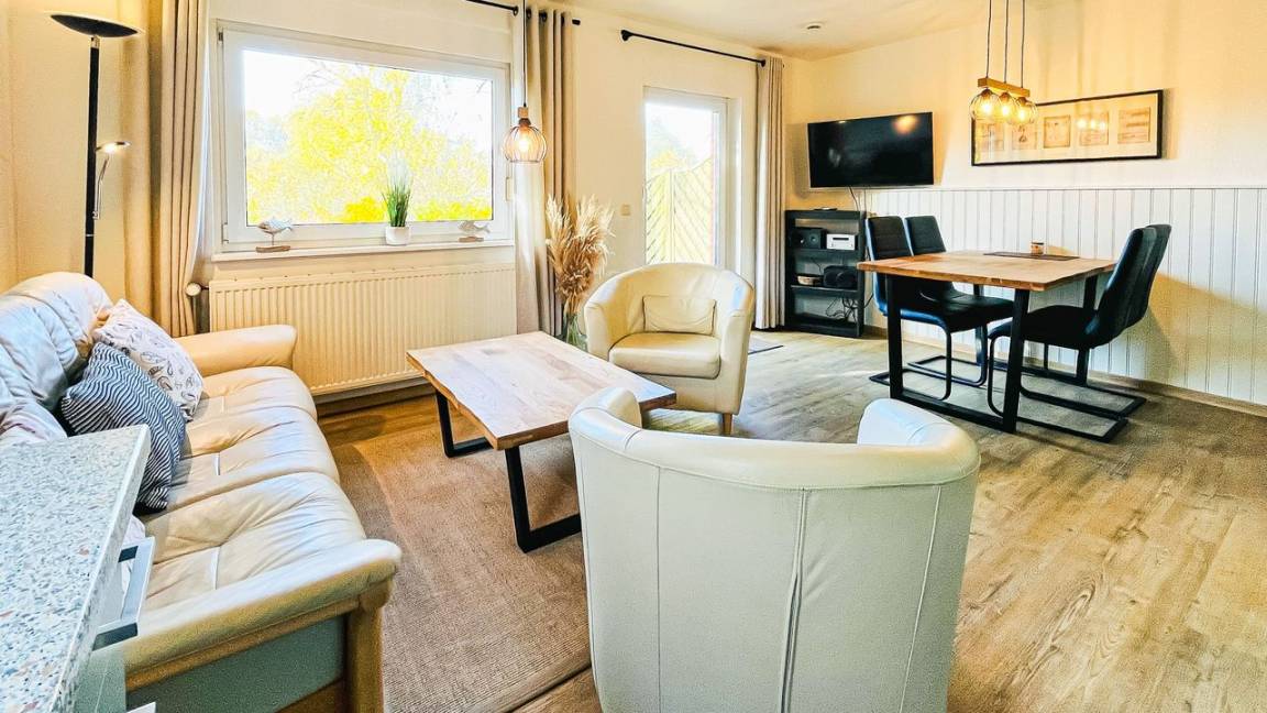 63 M² Ferienhaus ∙ 2 Schlafzimmer ∙ 4 Gäste - Boltenhagen