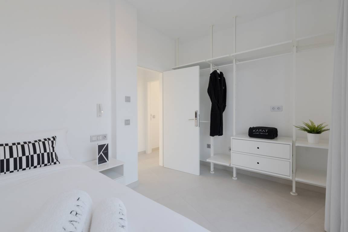 Villa ∙ 6 Bedrooms ∙ 12 Guests - Los Cristianos