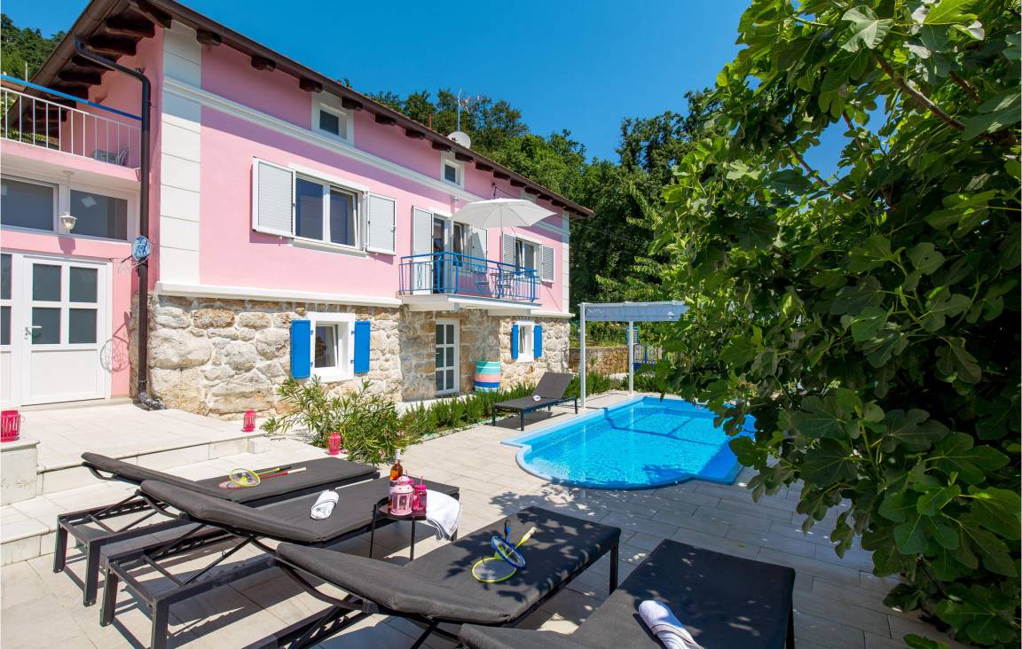 145 M² Ferienhaus ∙ 4 Schlafzimmer ∙ 10 Gäste - Lovran