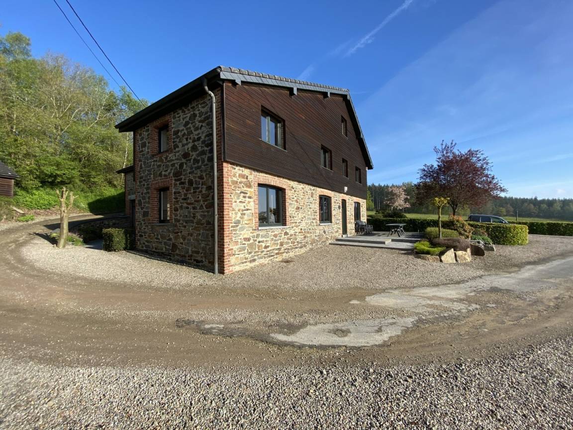 200 M² Gîte ∙ 5 Chambres ∙ 11 Personnes - Malmedy