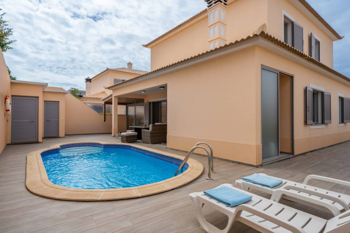 140 M² Maison De Vacances ∙ 4 Chambres ∙ 7 Personnes - Porto Santo