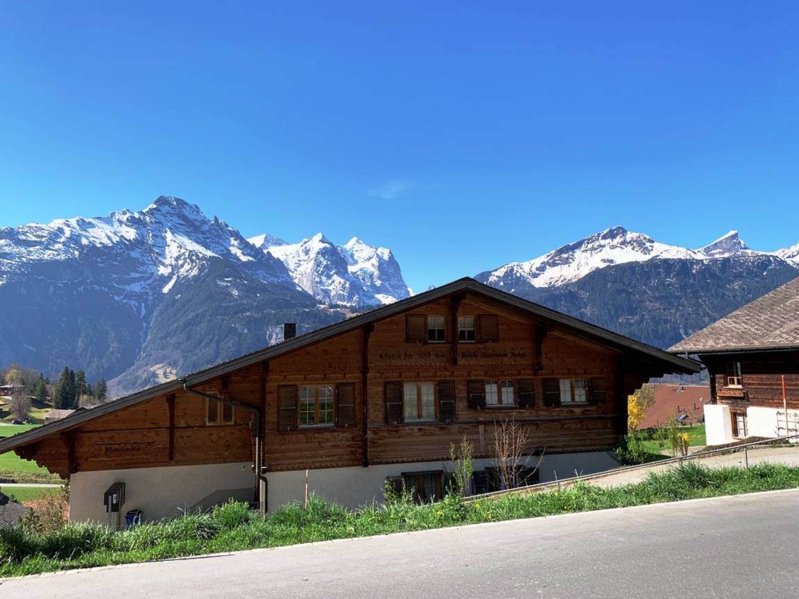 Apartment ∙ 5 Guests - Meiringen