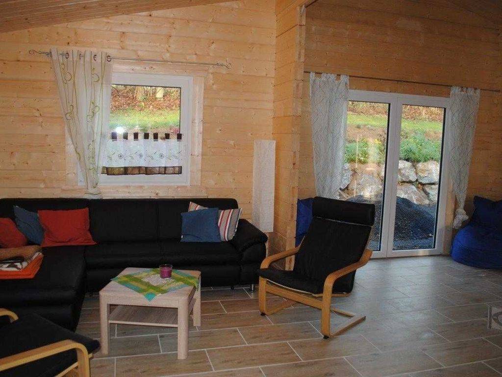 90 M² Ferienhaus ∙ 2 Schlafzimmer ∙ 8 Gäste - Edertal