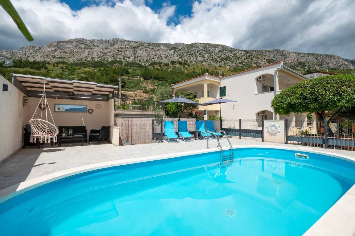 Huis ∙ 5 Slaapkamers ∙ 12 Gasten - Omiš