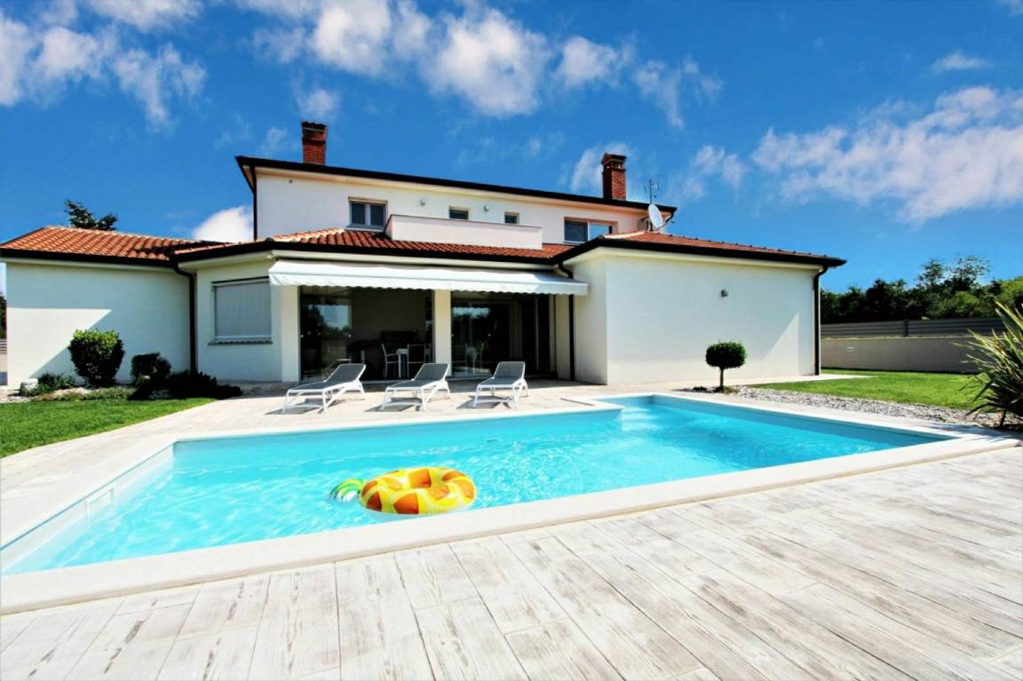 236 M² House ∙ 3 Bedrooms ∙ 6 Guests - Poreč