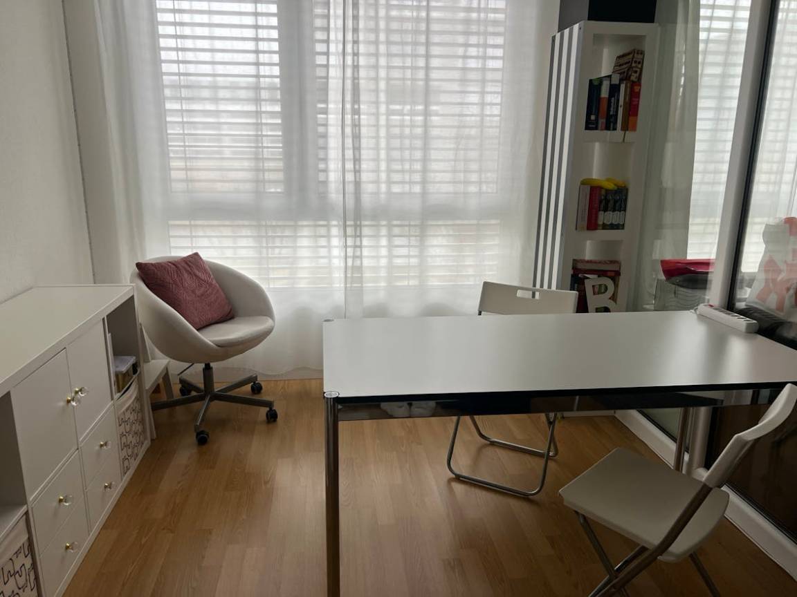50 M² Ferienwohnung ∙ 1 Schlafzimmer ∙ 2 Gäste - Biel