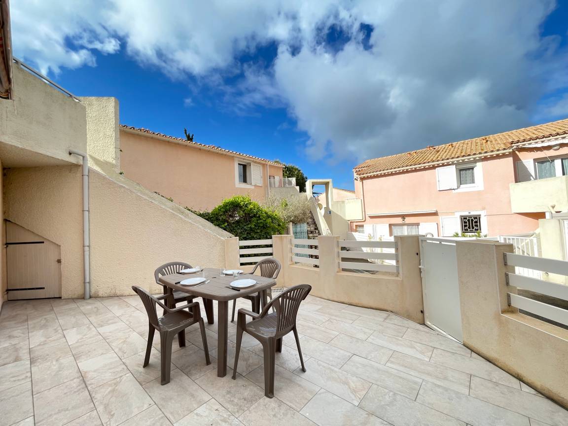 30 M² Ferienwohnung ∙ 1 Schlafzimmer ∙ 6 Gäste - Sète