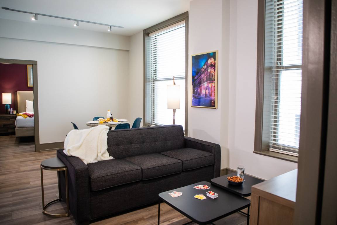 Hotel ∙ 2 Habitaciones ∙ 6 Huéspedes - Nueva Orleans, LA