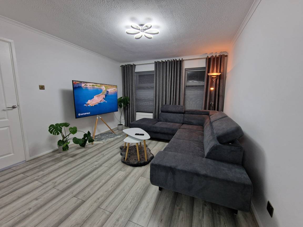 109 M² House ∙ 3 Bedrooms ∙ 8 Guests - Mersea Island