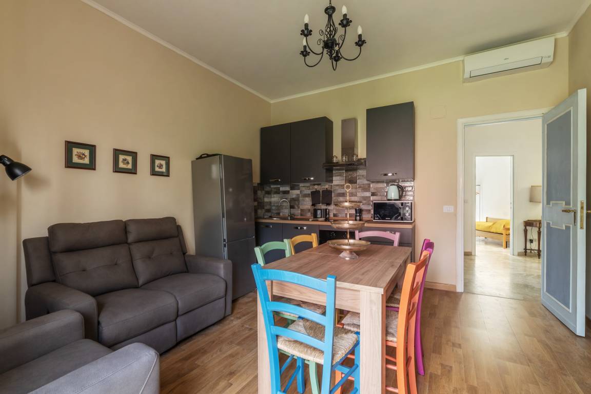 120 M² Apartment ∙ 3 Bedrooms ∙ 5 Guests - Rome