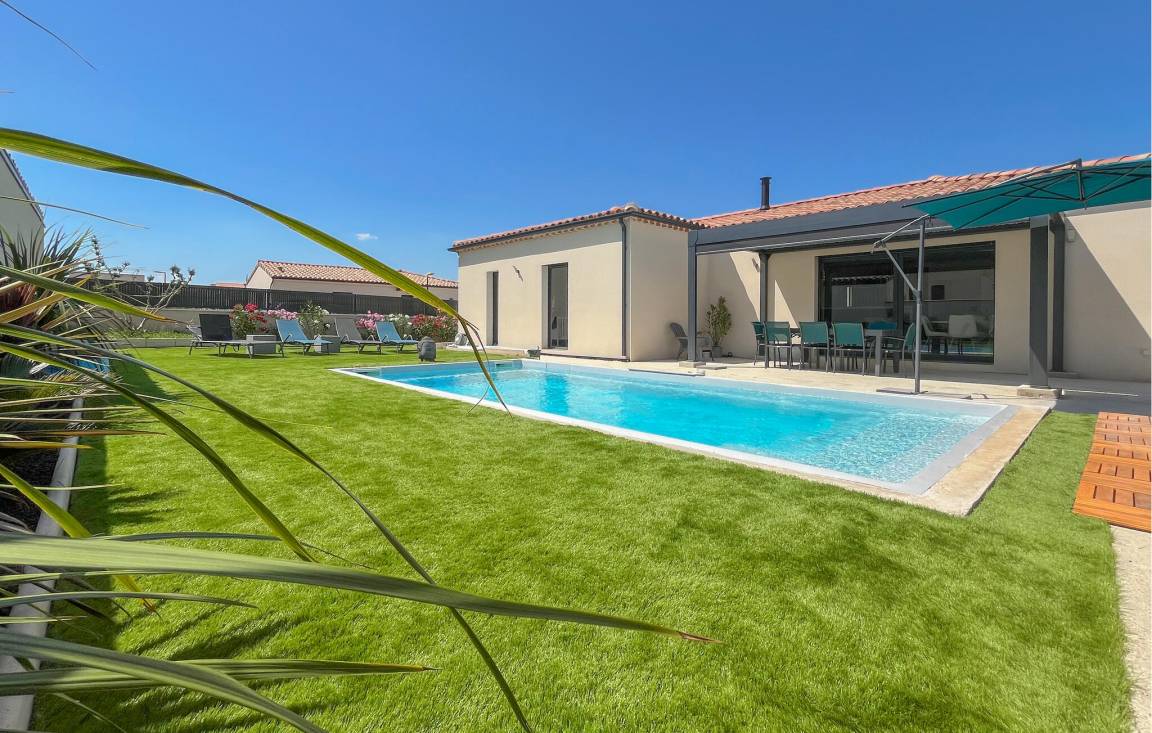 119 M² Maison De Vacances ∙ 3 Chambres ∙ 6 Personnes - Pont-Saint-Esprit