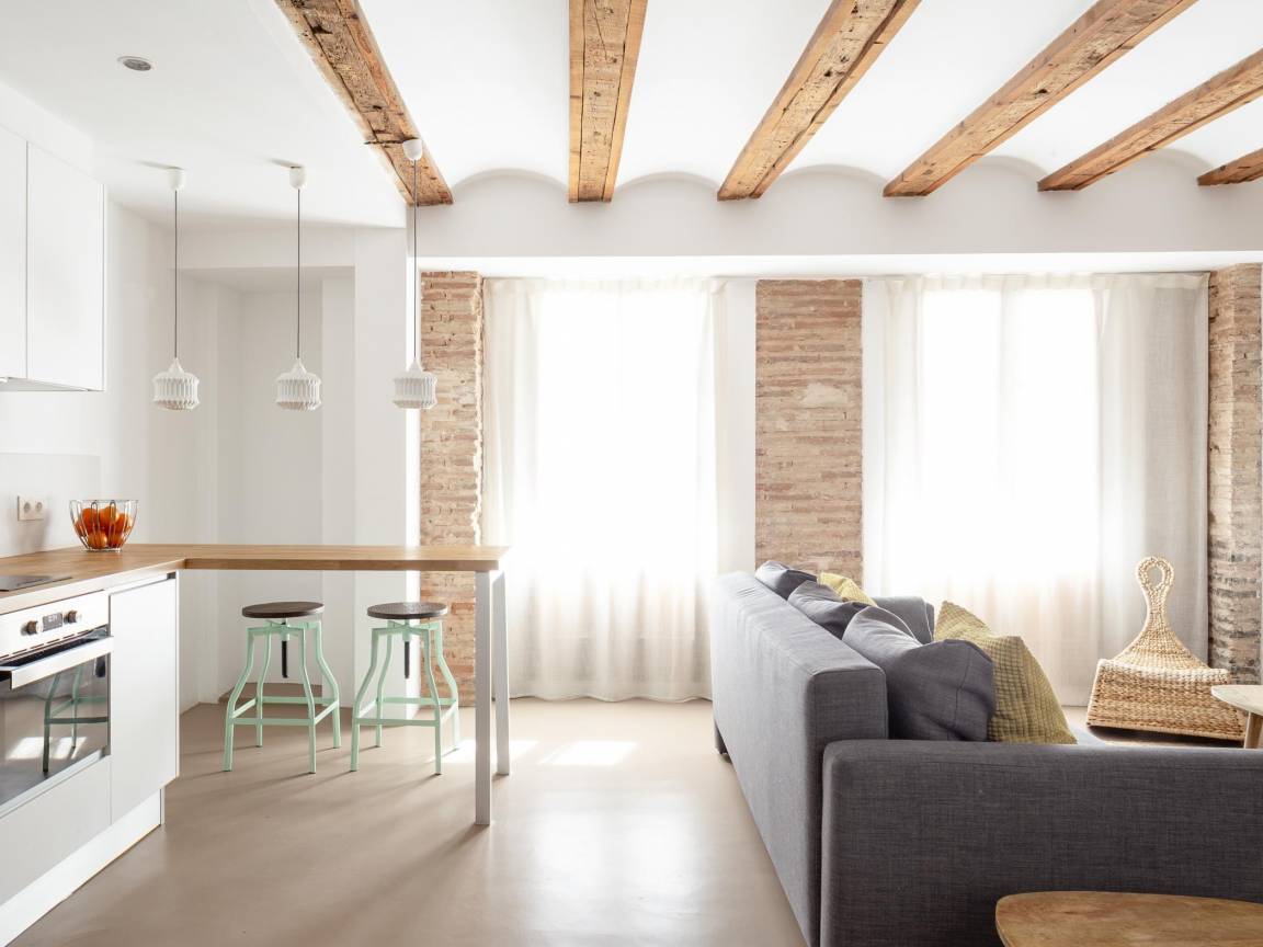 70 M² Apartment ∙ 2 Bedrooms ∙ 4 Guests - Valencia