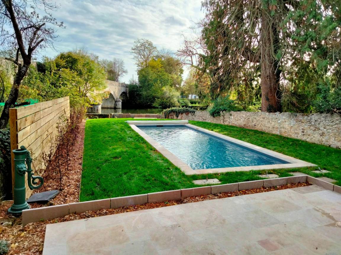 186 M² Cottage ∙ 5 Chambres ∙ 10 Personnes - La Flèche