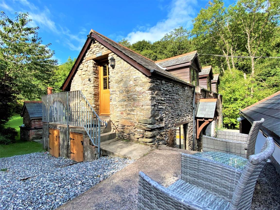 Cottage ∙ 1 Bedroom ∙ 2 Guests - North Devon District