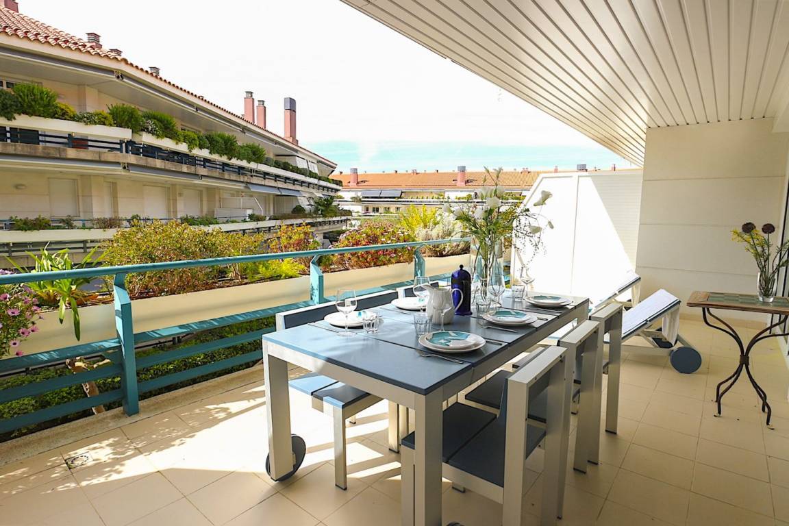 Apartamento ∙ 3 Habitaciones ∙ 6 Huéspedes - Sitges