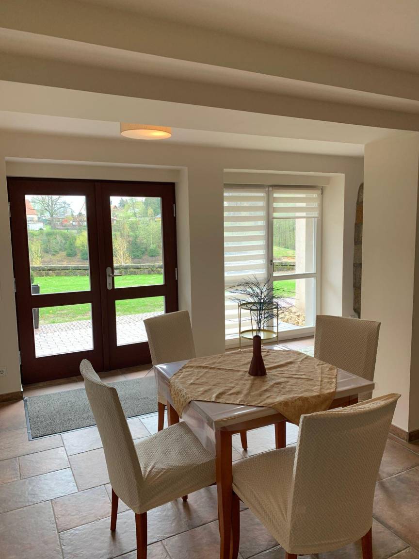 54 M² Ferienwohnung ∙ 1 Schlafzimmer ∙ 4 Gäste - Freital