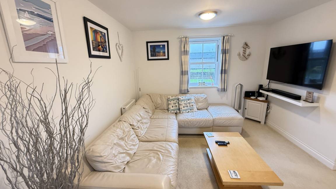 Cottage ∙ 2 Bedrooms ∙ 4 Guests - Filey