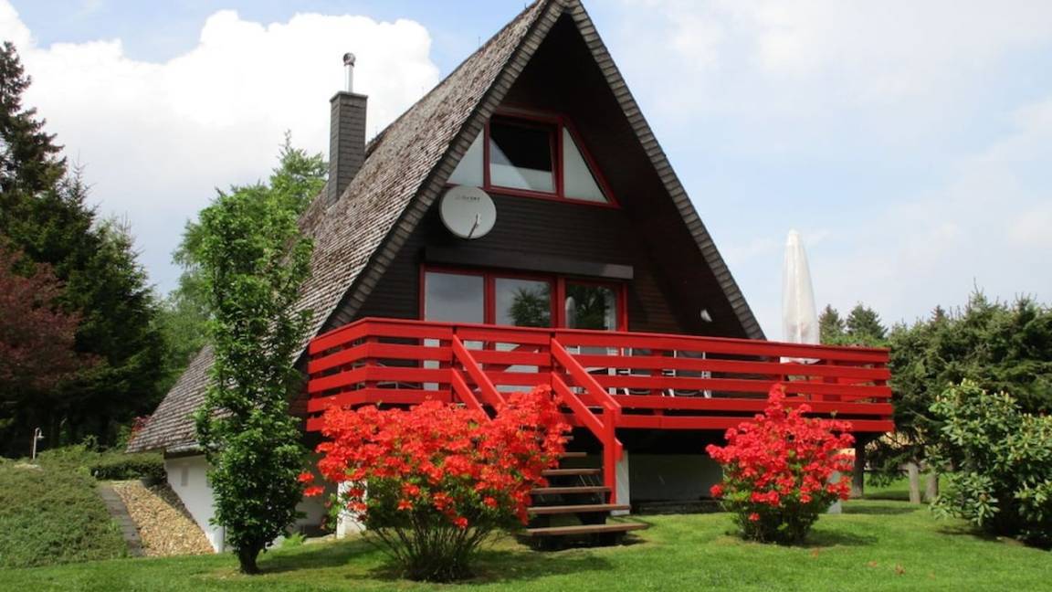 70 M² Ferienhaus ∙ 3 Schlafzimmer ∙ 4 Gäste - Monschau