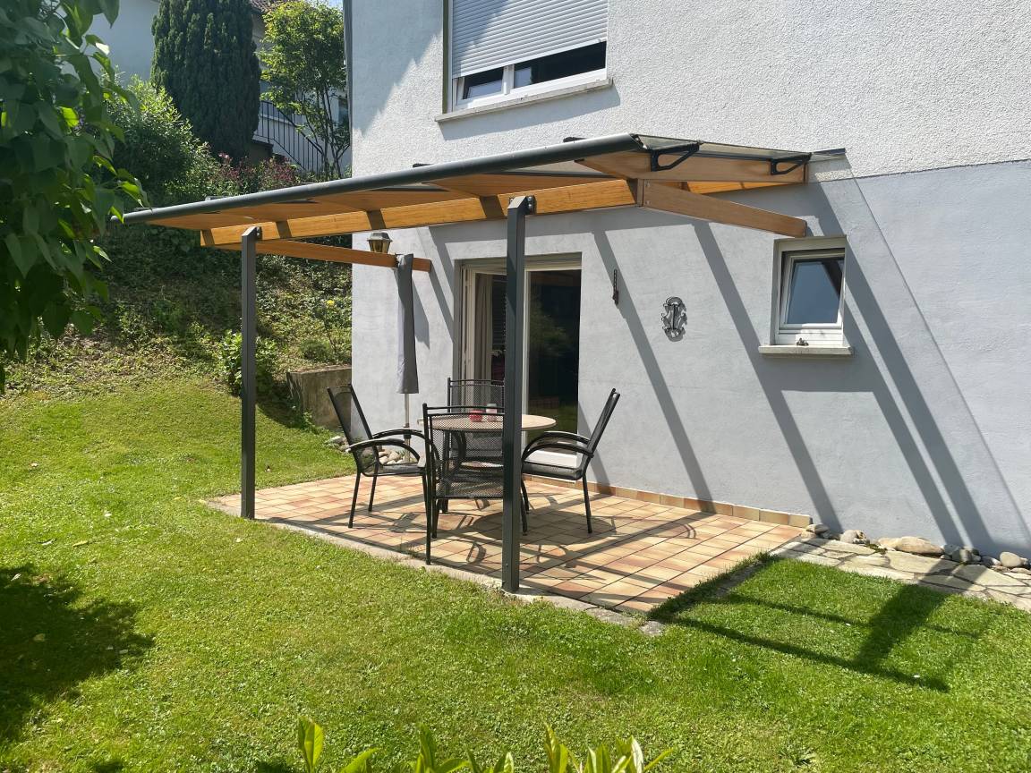 62 M² Ferienwohnung ∙ 1 Schlafzimmer ∙ 3 Gäste - Schliengen