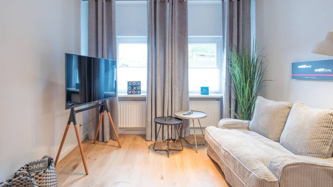 63 M² Apartment ∙ 2 Bedrooms ∙ 4 Guests - Husum