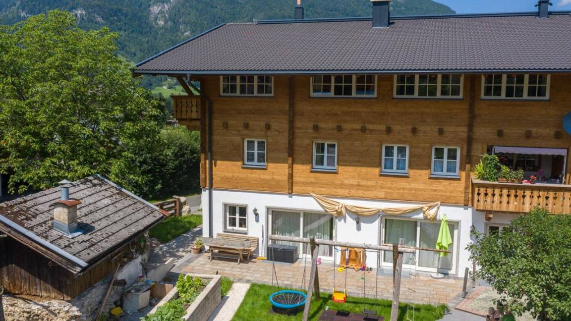 105 M² Apartment ∙ 3 Bedrooms ∙ 8 Guests - Lofer