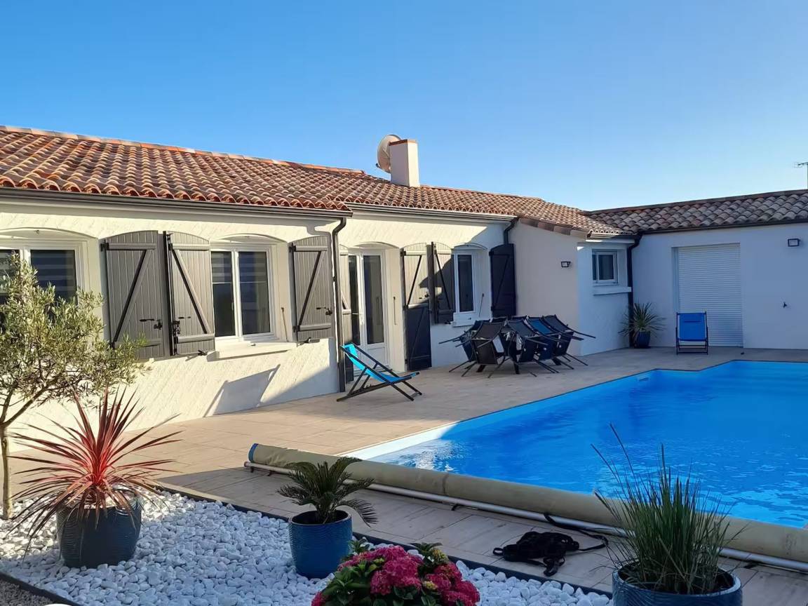 125 M² Cottage ∙ 4 Chambres ∙ 8 Personnes - Brem-sur-Mer