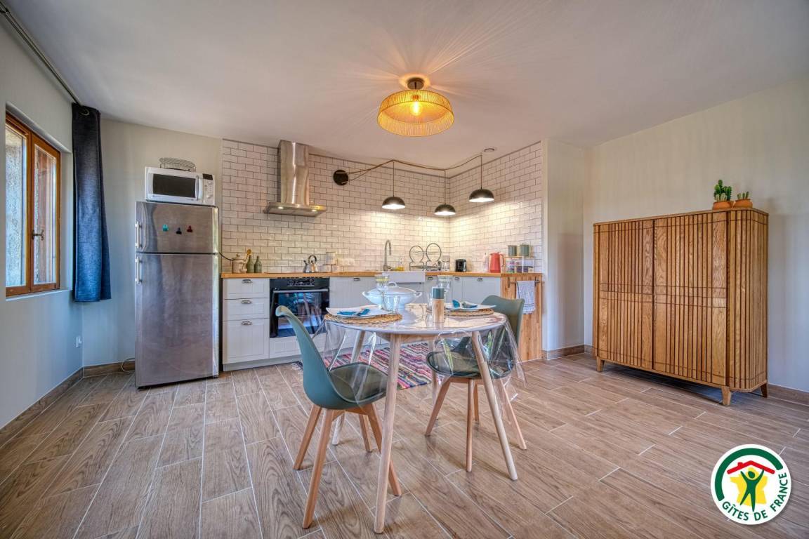 56 M² Gîte ∙ 1 Schlafzimmer ∙ 2 Gäste - Valence