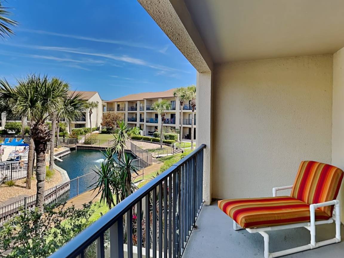 88 M² Condo ∙ 3 Bedrooms ∙ 8 Guests - St. Augustine Beach, FL