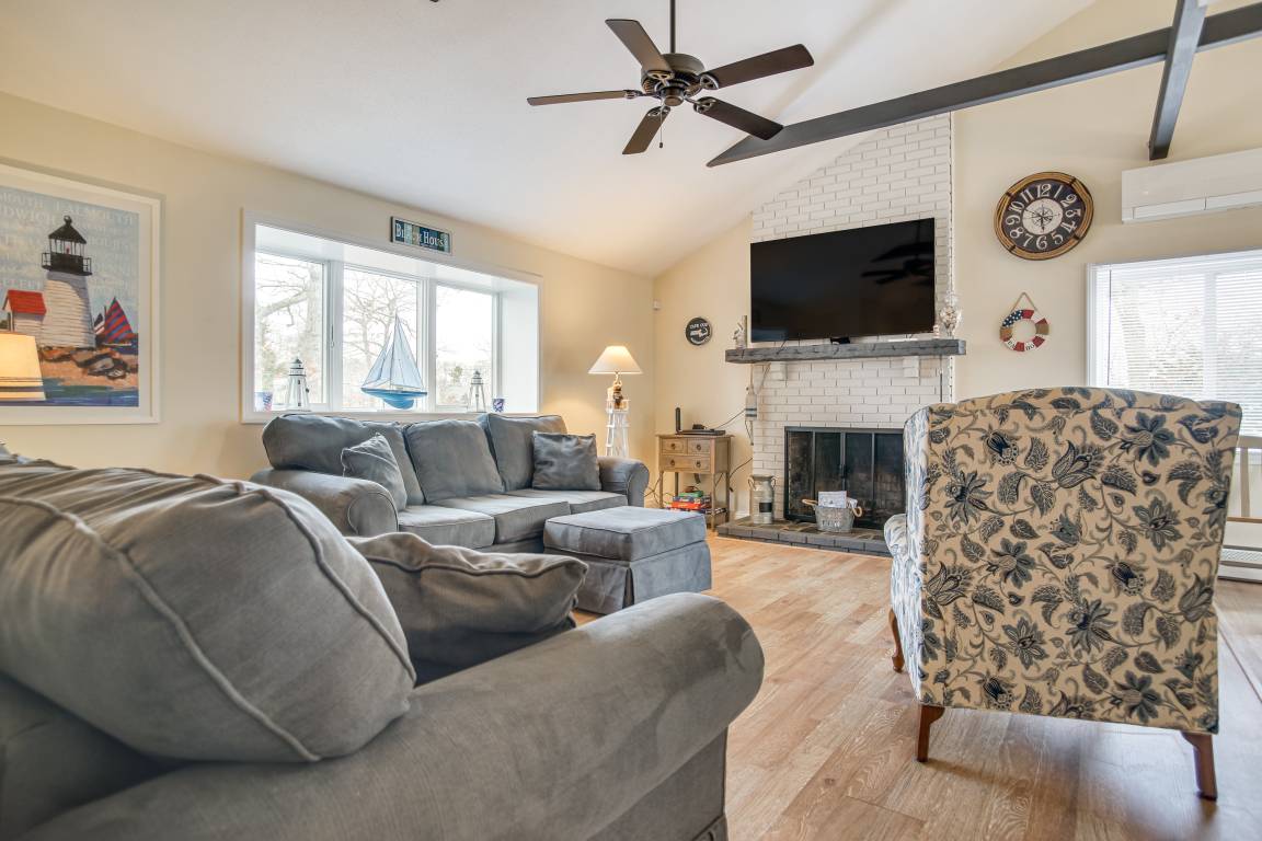 157 M² House ∙ 4 Bedrooms ∙ 10 Guests - Falmouth, MA