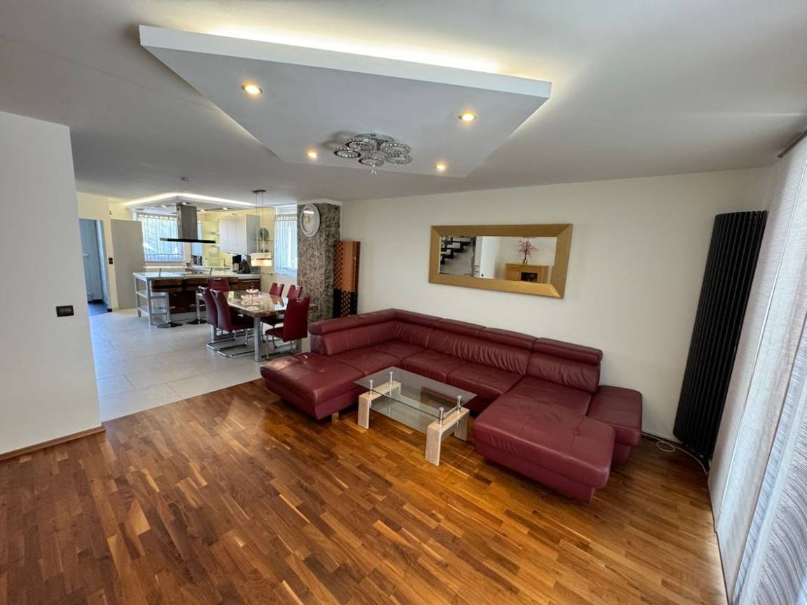 150 M² Talo ∙ 3 Makuuhuonetta ∙ 6 Vierasta - Nürnberg