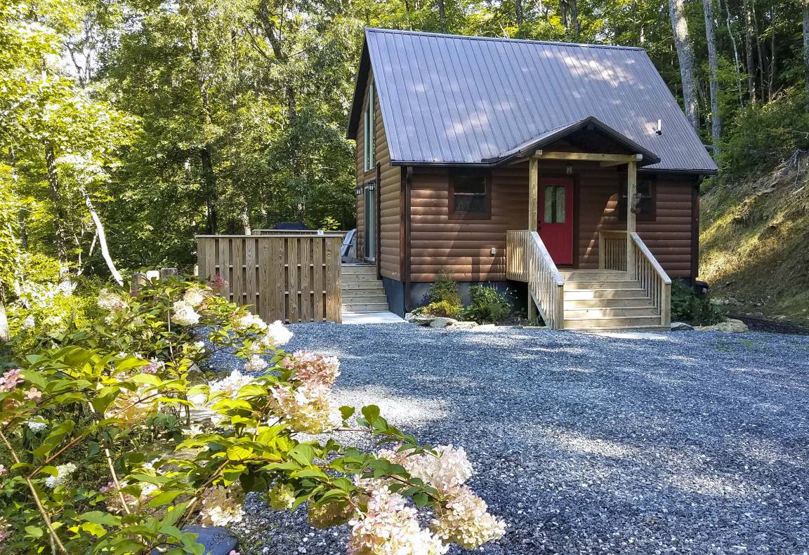 80 M² House ∙ 1 Bedroom ∙ 3 Guests - Bryson City, NC