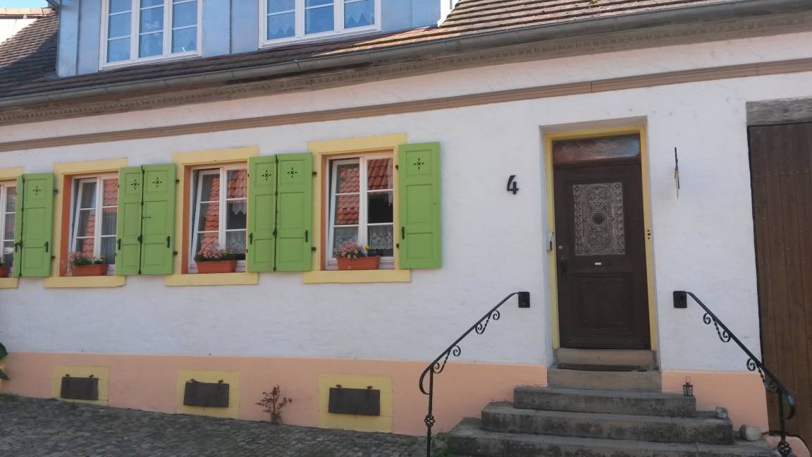 45 M² Ferienwohnung ∙ 1 Schlafzimmer ∙ 2 Gäste - Ihringen