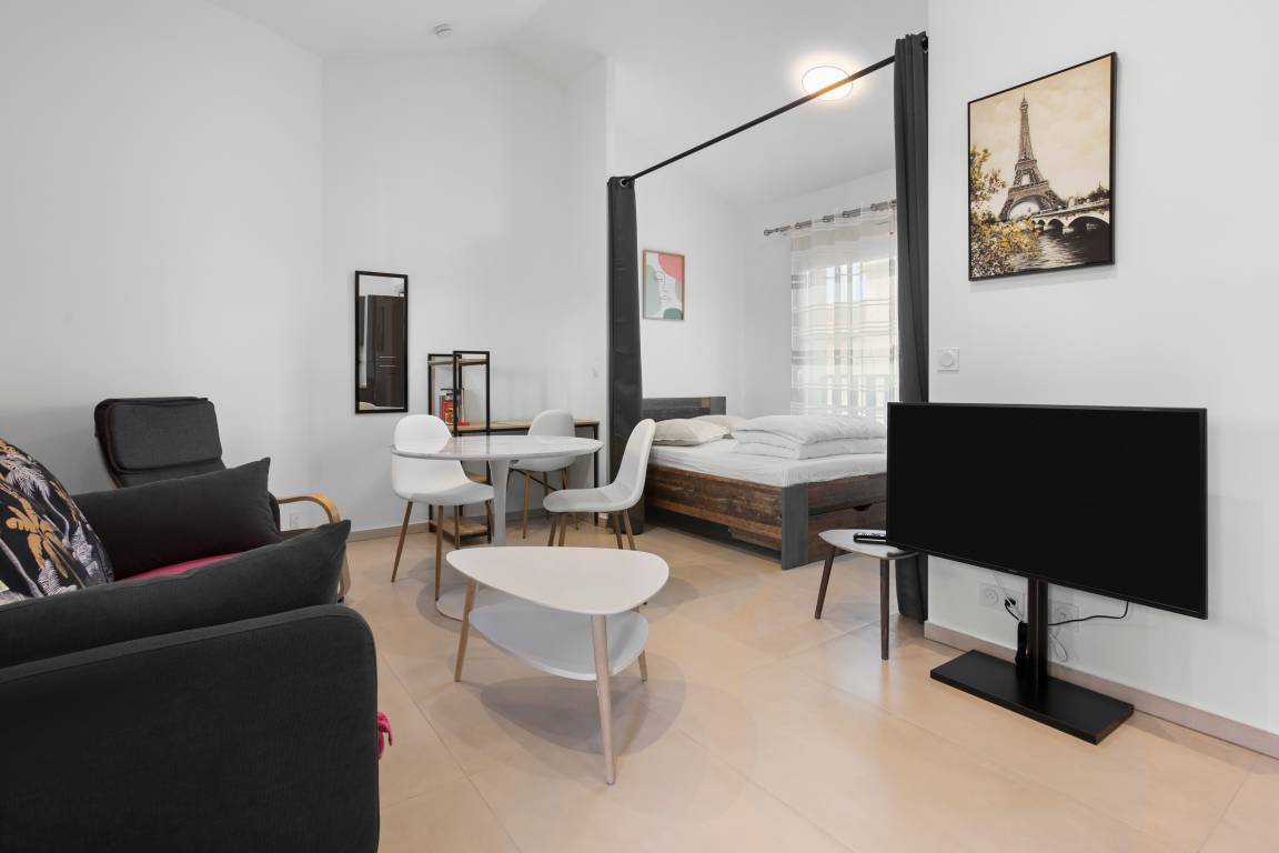 30 M² Appartement ∙ 1 Chambre ∙ 3 Personnes - ibis budget Fréjus Capitou A8