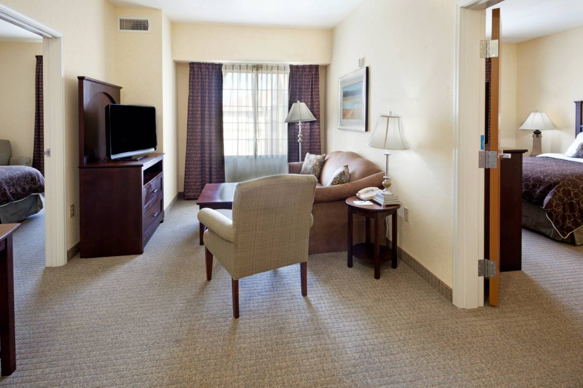 Condo ∙ 2 Bedrooms ∙ 6 Guests - Corpus Christi, TX