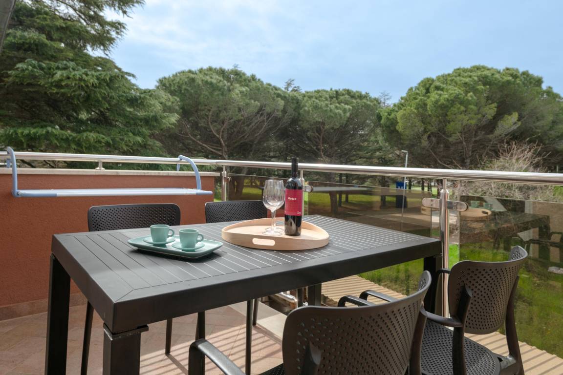 72 M² Appartement ∙ 2 Slaapkamers ∙ 4 Gasten - Ližnjan