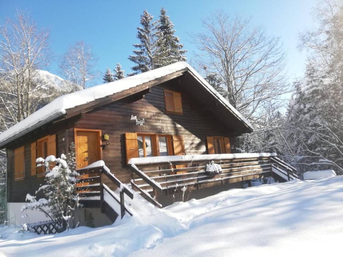 House ∙ 4 Bedrooms ∙ 6 Guests - Brienz