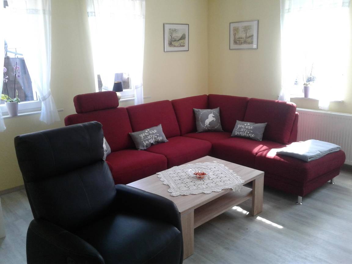 75 M² Ferienwohnung ∙ 2 Schlafzimmer ∙ 4 Gäste - Erbach