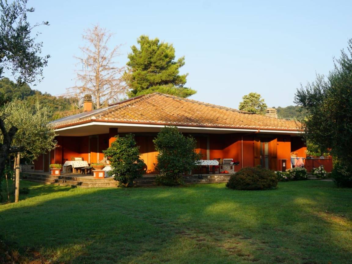 130 M² House ∙ 2 Bedrooms ∙ 5 Guests - Bracciano