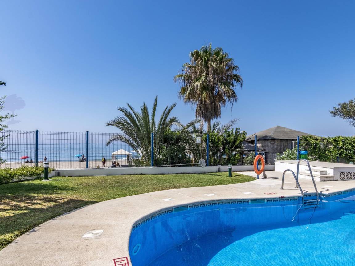100 M² Ferienwohnung ∙ 2 Schlafzimmer ∙ 6 Gäste - Marbella