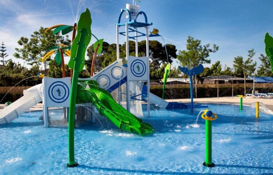 36 M² Camping ∙ 2 Bedrooms ∙ 5 Guests - Cambrils