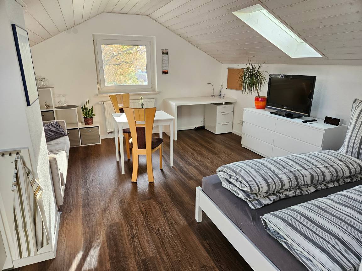 30 M² Ferienwohnung ∙ 1 Schlafzimmer ∙ 2 Gäste - Bodensee