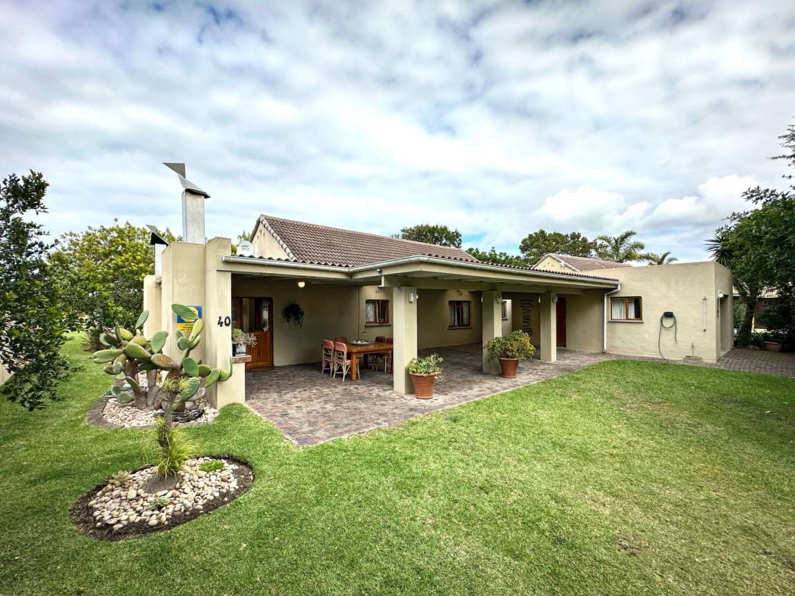 210 M² Casa ∙ 4 Habitaciones ∙ 8 Huéspedes - Plettenberg Bay