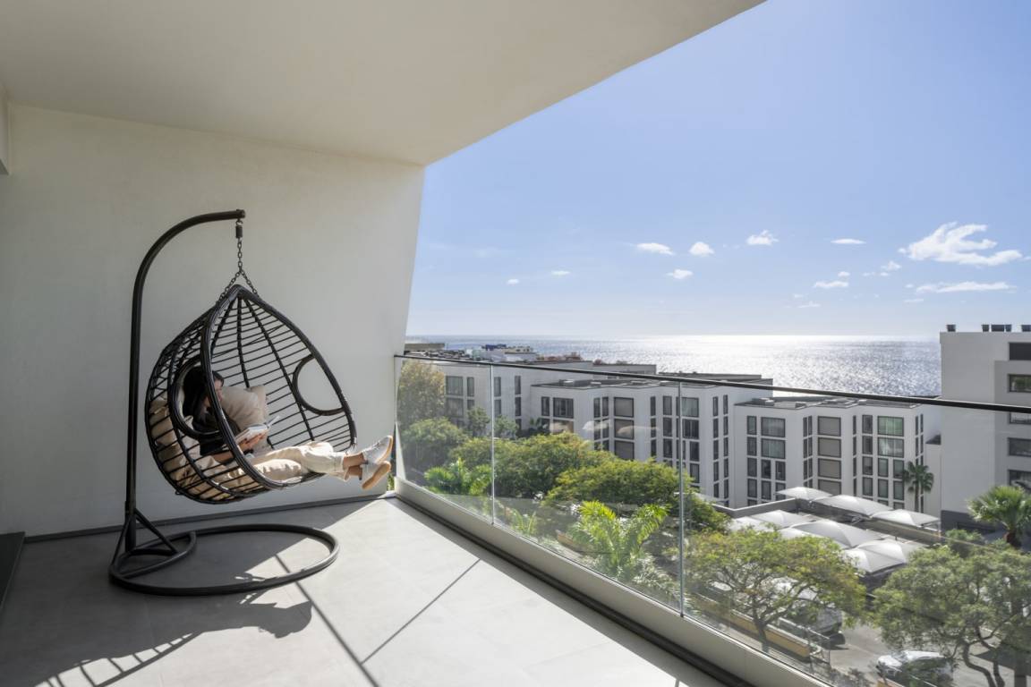 160 M² Apartment ∙ 3 Bedrooms ∙ 6 Guests - Madeira