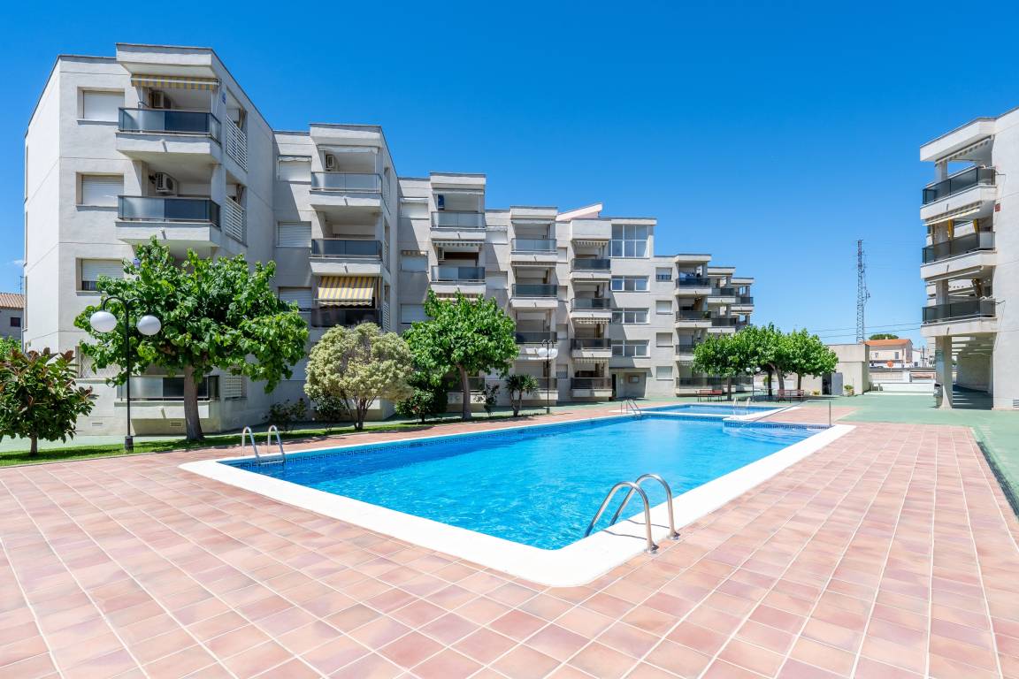 60 M² Apartment ∙ 2 Bedrooms ∙ 6 Guests - Torredembarra