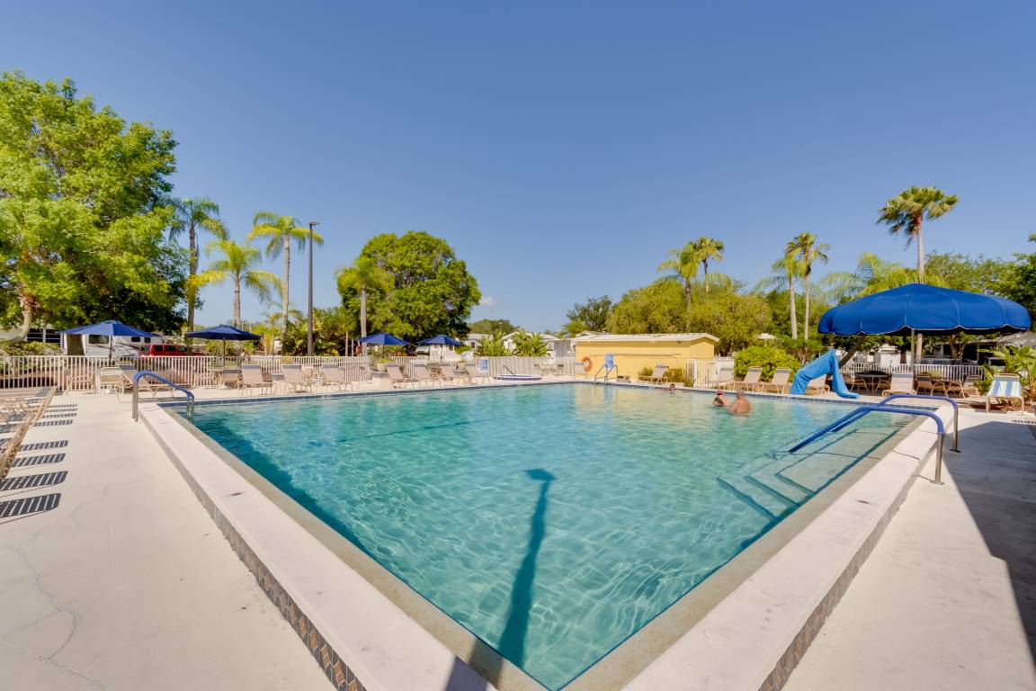 65 M² Cottage ∙ 2 Bedrooms ∙ 4 Guests - Florida