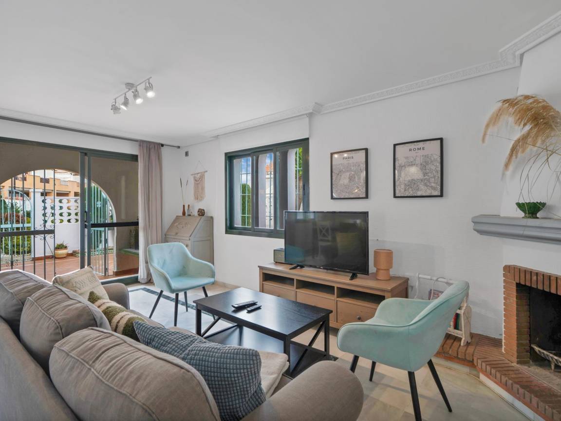 220 M² House ∙ 4 Bedrooms ∙ 8 Guests - Manilva