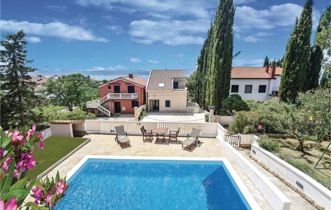 61 M² Apartment ∙ 2 Bedrooms ∙ 6 Guests - Sukošan